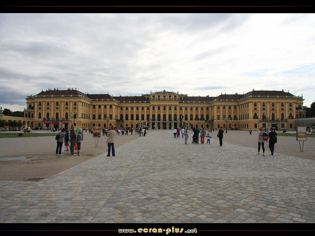_| Ecran + Plus |_ La chateau de Schobrunn - Vienne - Autriche