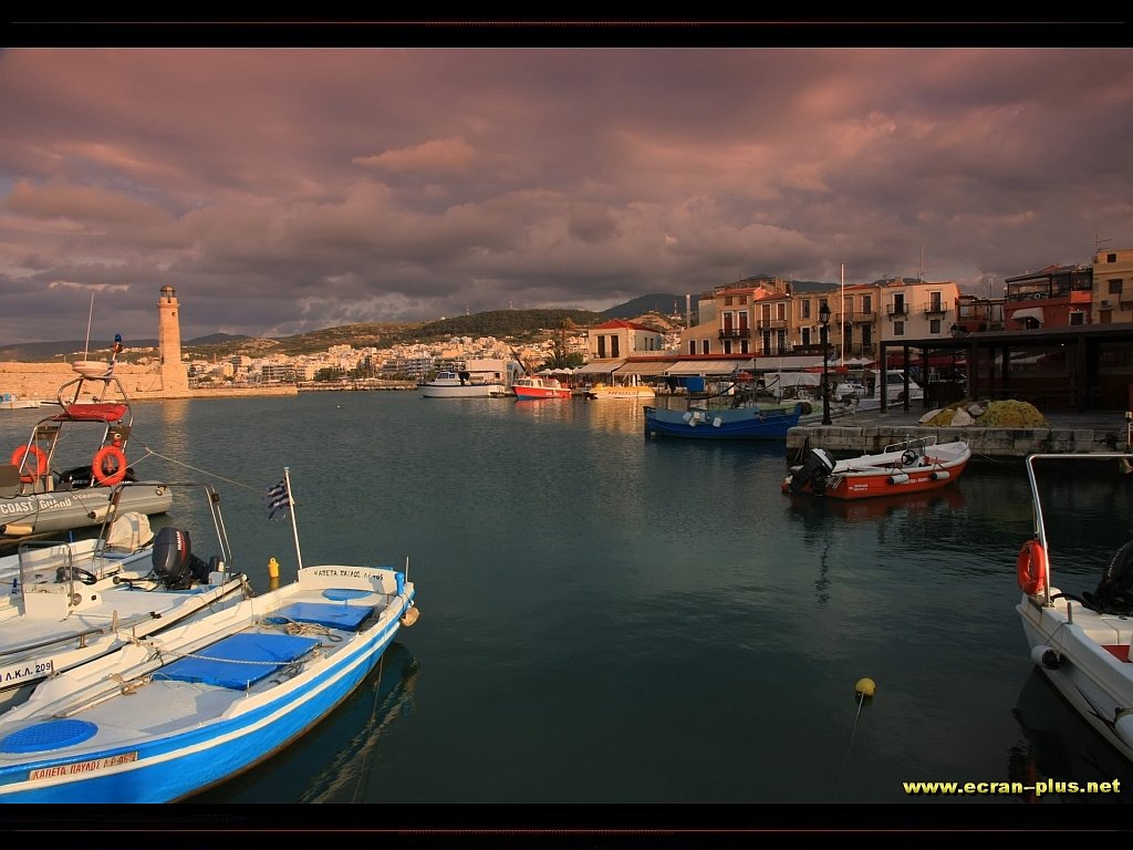 _| Ecran + Plus |_ Le port de Rethymnon - Crète - Grèce